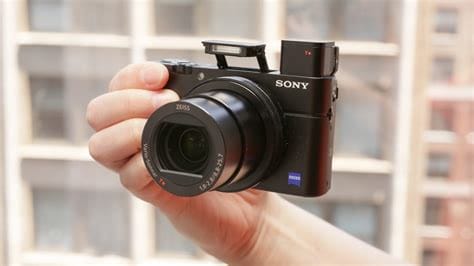 Sony RX100 III Compact Digital Camera to rent — Rent and Borrow Stuff